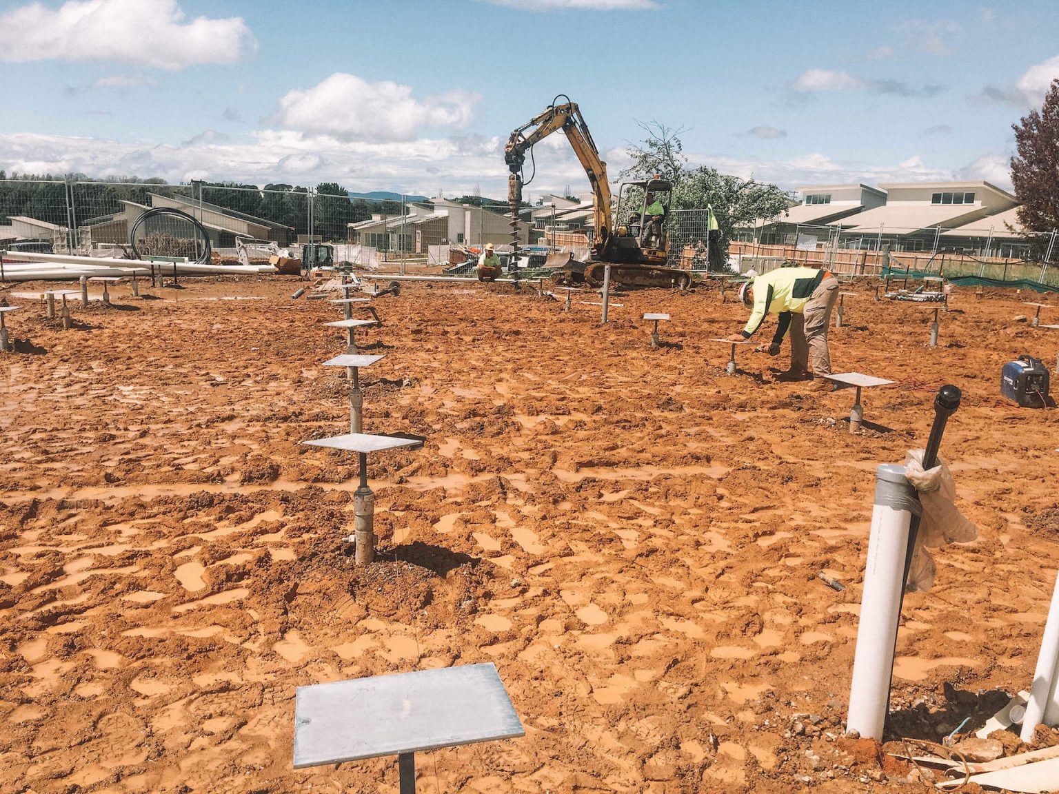 screw-piles-modular-building.JPG - Ideal Corp